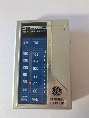 GE Portable AM FM Stereo Sony Headset Radio General Electric WORKING ...