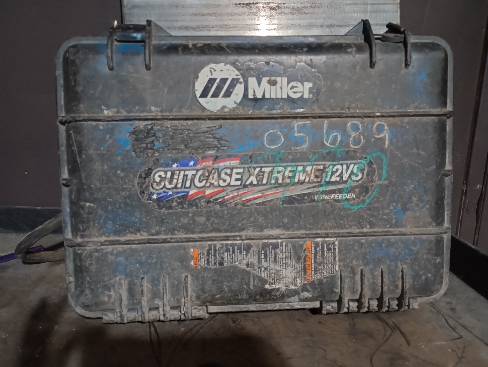 Miller Suitcase X-TREME 12VS Heavy Duty Wire Feeder Welder Profax New ...