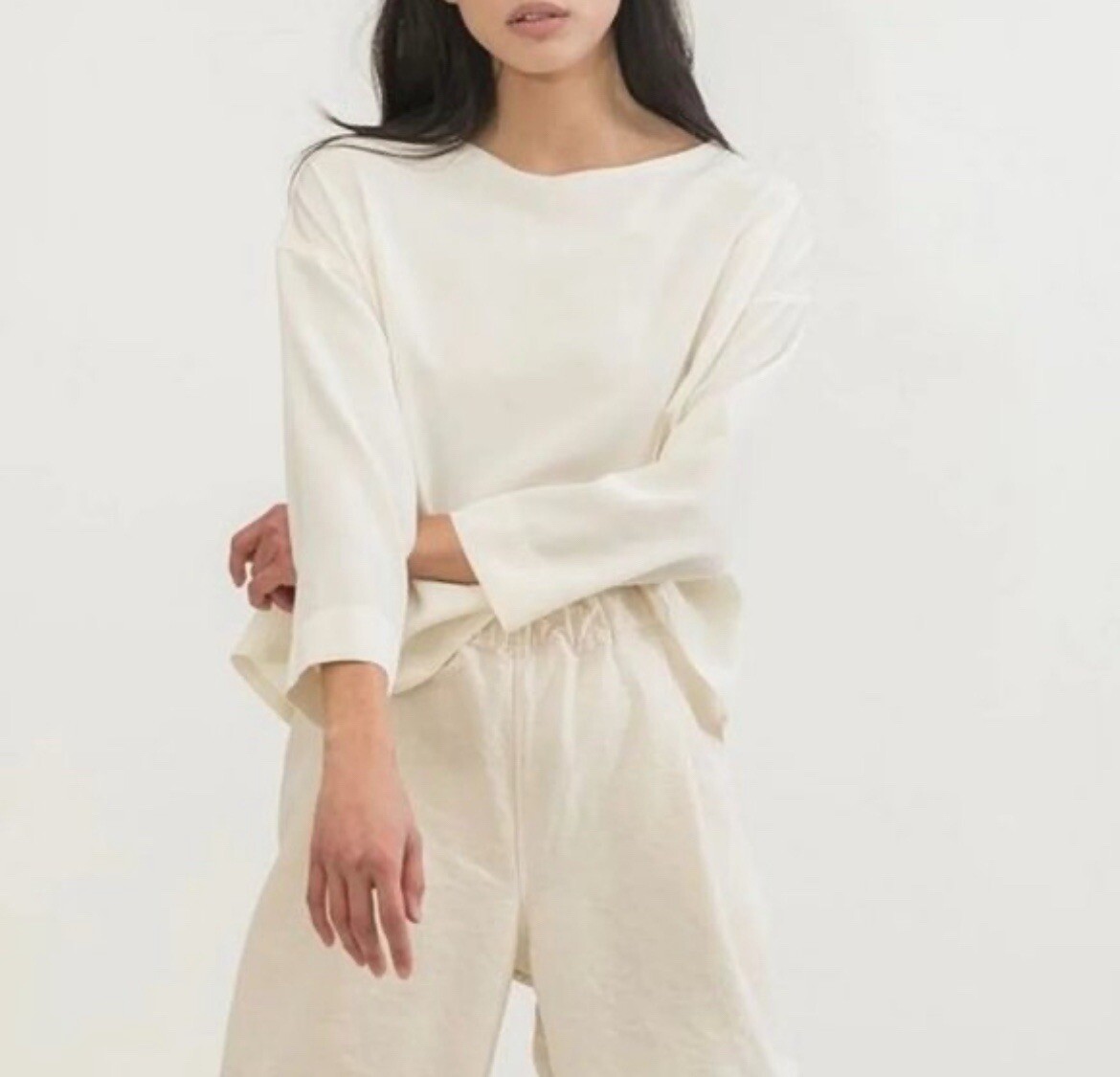 Elizabeth Suzanne cream linen quarter sleeve handmade… - Gem