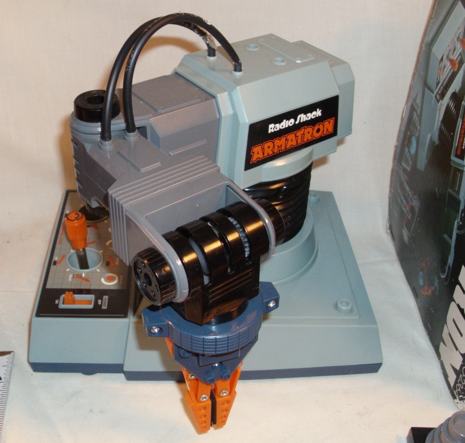 RADIO SHACK ARMATRON ROBOT ARM BATTERY TOY BOXED | eBay