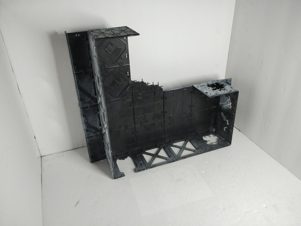 Gang Warzone - Terrain Crate Scifi for Warhammer 40k Necromunda Scenery ...