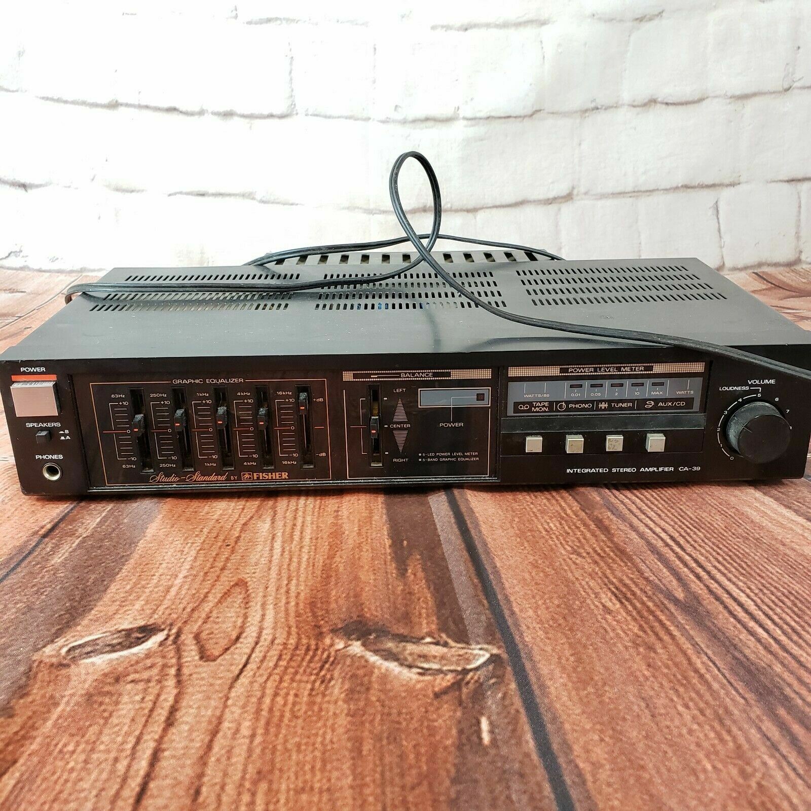 Studio standard by fisher integrated stereo amplifier
