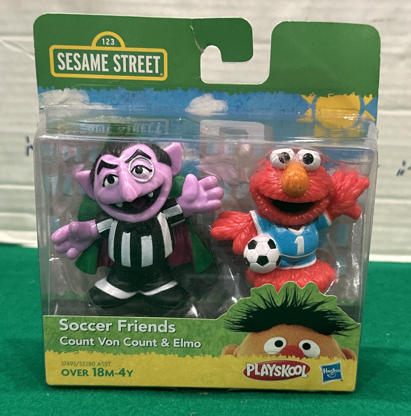 SESAME STREET SOCCER FRIENDS COUNT VON COUNT & ELMO 2011 *NEW ...