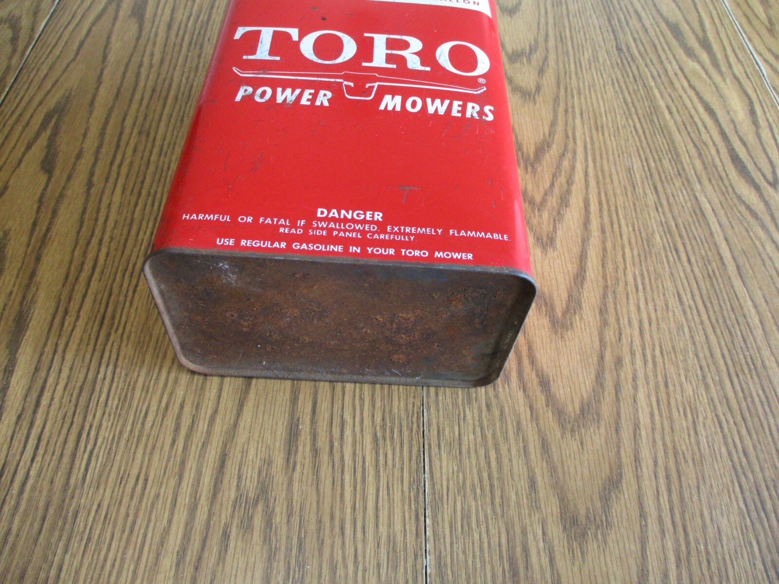 toro-power-mowers-metal-1-gallon-gas-can-vented-oil-and-gas-jug-ebay