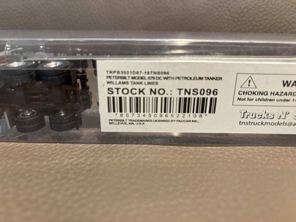 HO 1:87 Trucks N' Stuff TNS096 Peterbilt 579 w/Fuel Tanker Williams ...