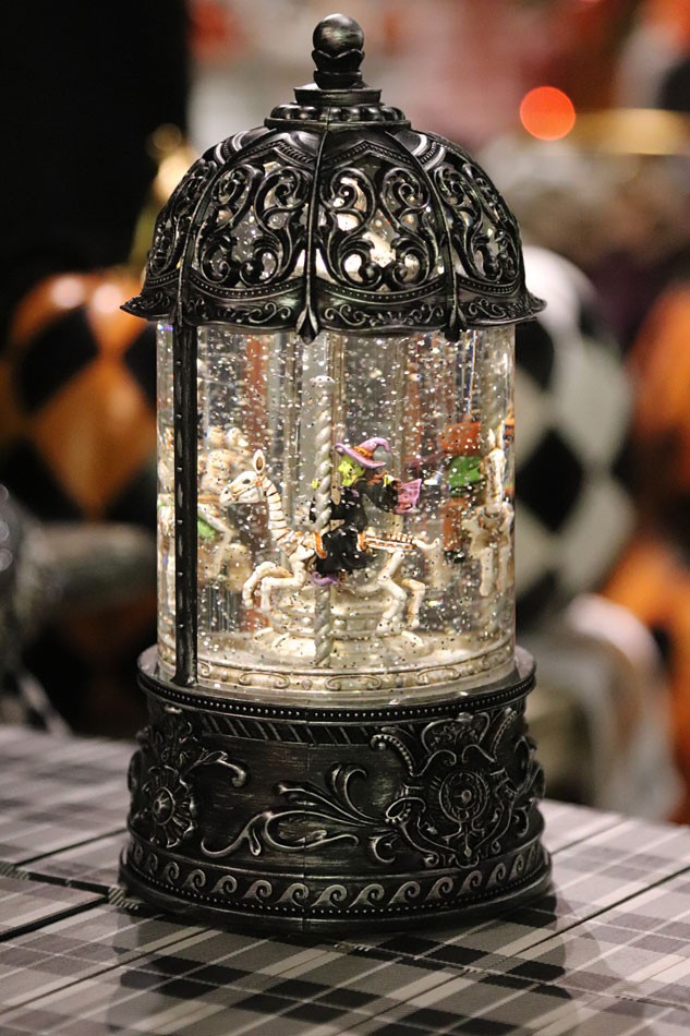 Halloween Skeleton Carousel Water Lantern – Animated Glitter Globe, 9 ...