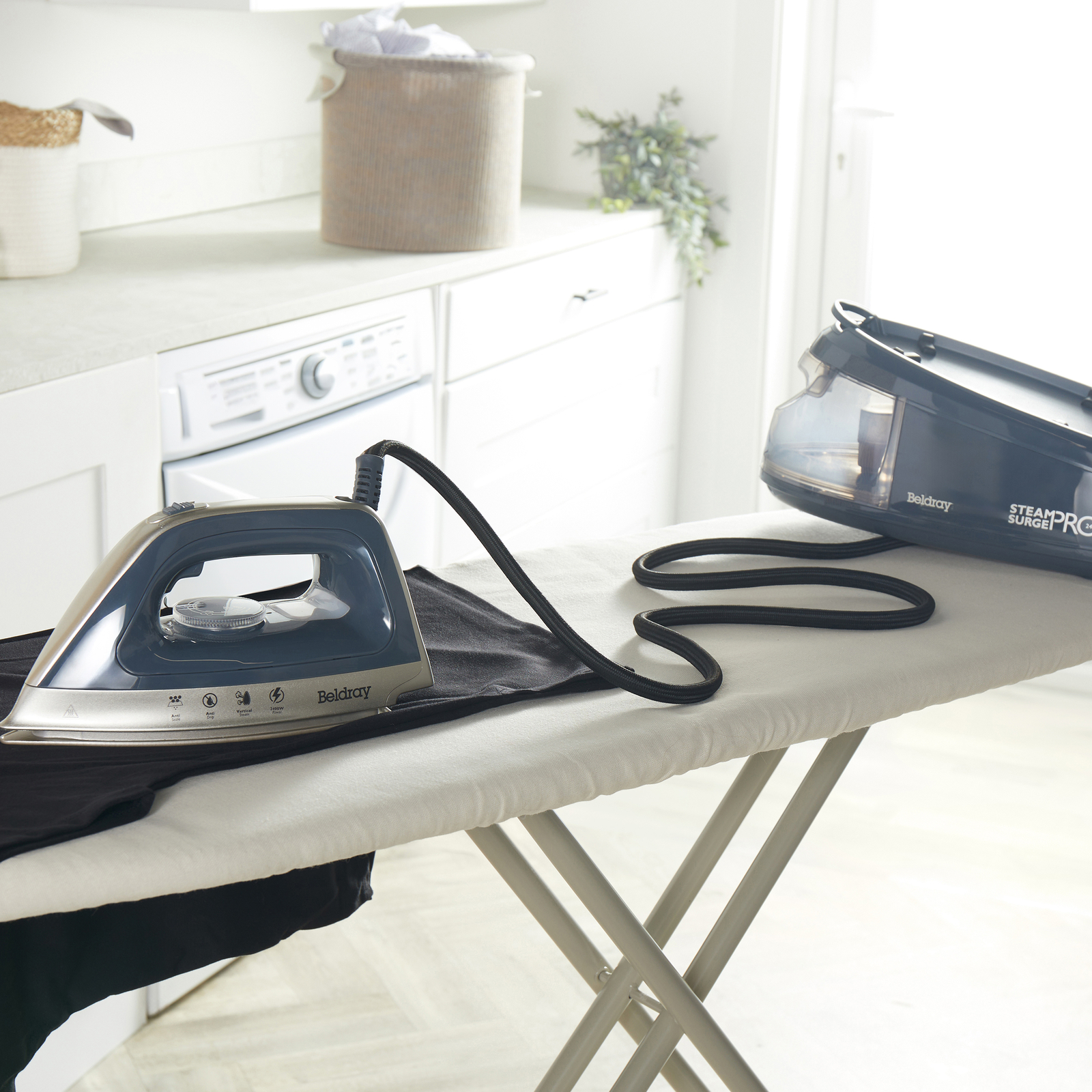 Beldray Steam Surge Pro Iron– XL 1.2L Water Tank, Ceramic Soleplate ...