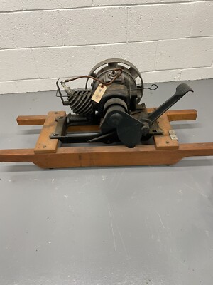 Engines - Vintage Maytag Model