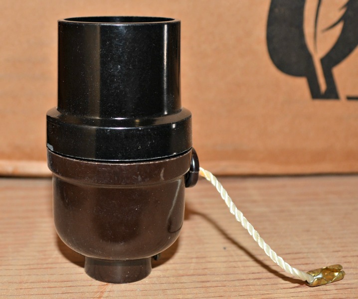 LEVITON 3-Way Nylon PULL CORD PHENOLIC Shell LAMPHOLDER Lo-Med-Hi-Off ...