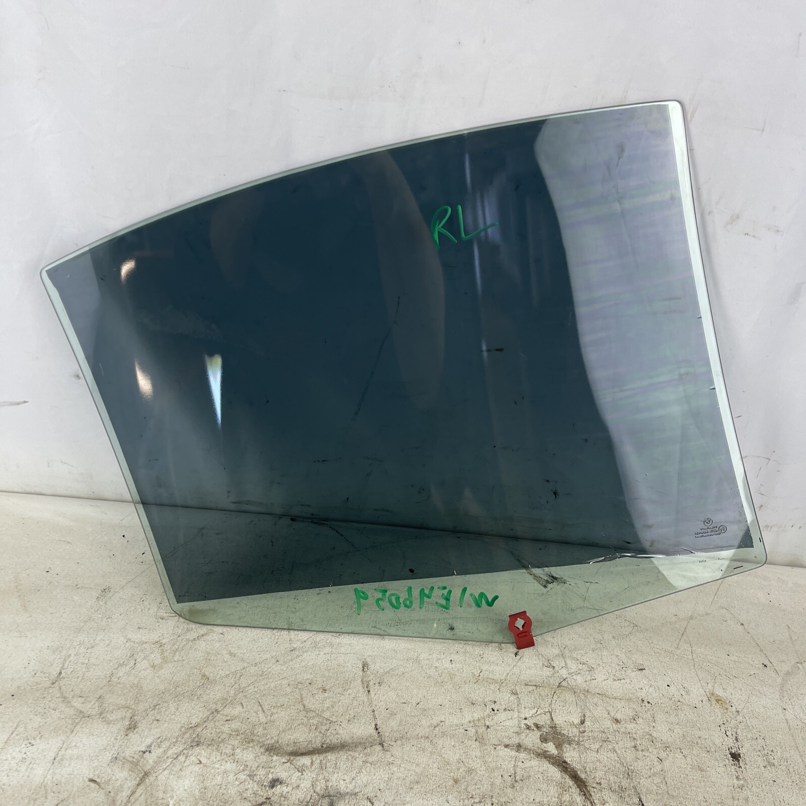 2003 BMW 325i SEDAN 2.5L E46 #5 REAR LEFT SIDE DOOR WINDOW AUTO GLASS ...