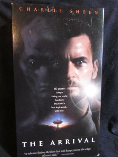 The Arrival VHS 1996 Charlie Sheen Sc-fi Horror Alien Invasion ...