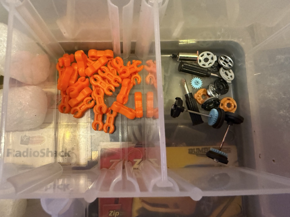 XMODS ZIP ZAPS PARTS LOT WITH CASE AND ACCESSORIES | eBay