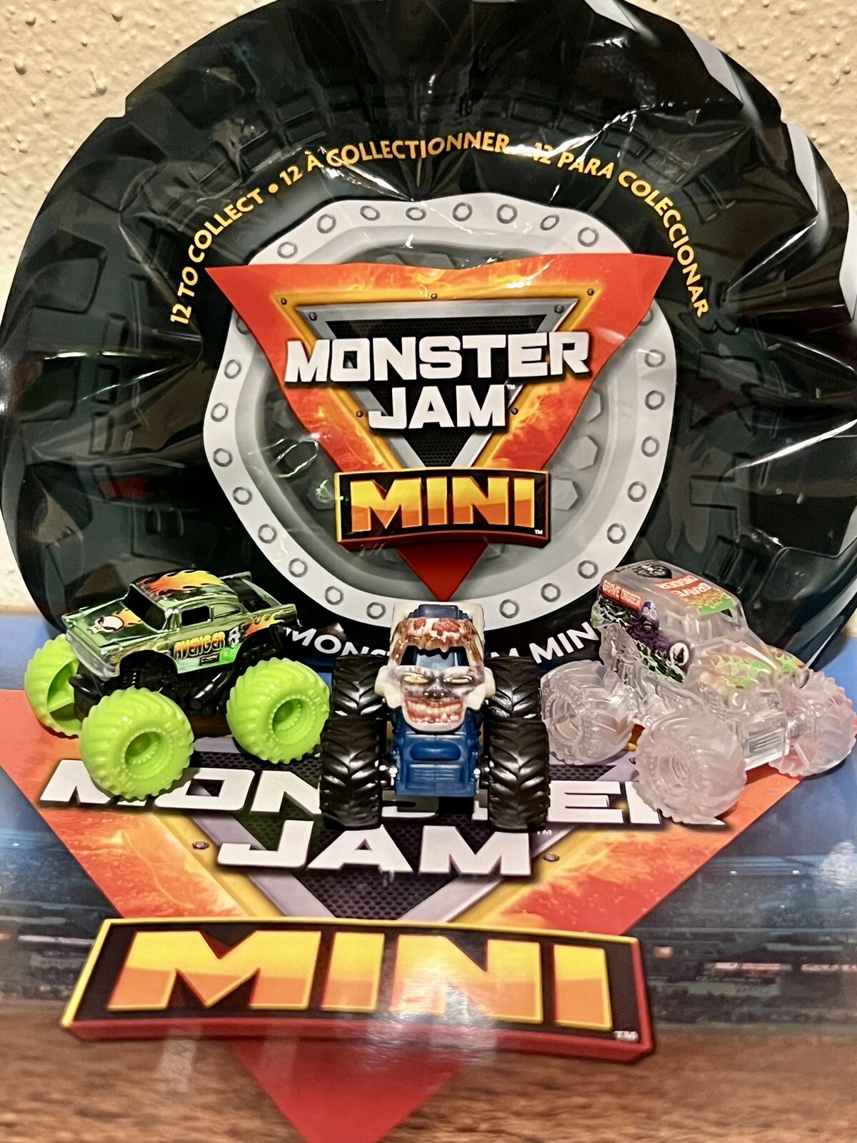 Monster Jam Mini Series 15 Avenger Chrome Chase New In Pack Spin Master ...