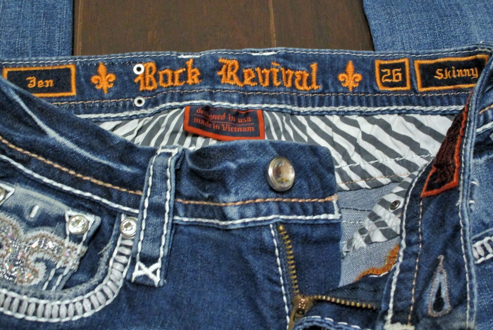 Rock Revival Jen S205 light wash embellished Skinny J… - Gem