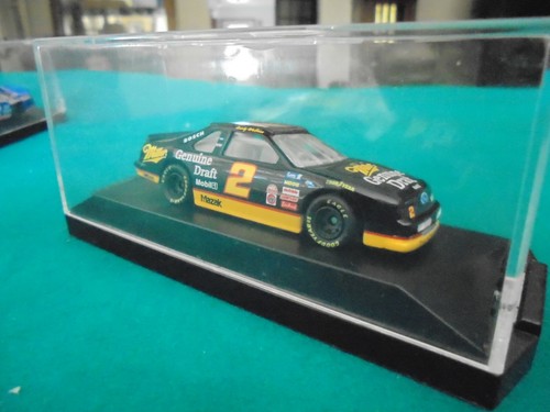 1995 Miller Genuine Draft Car #2 Rusty Wallace 1:64 Scale NASCAR Action ...