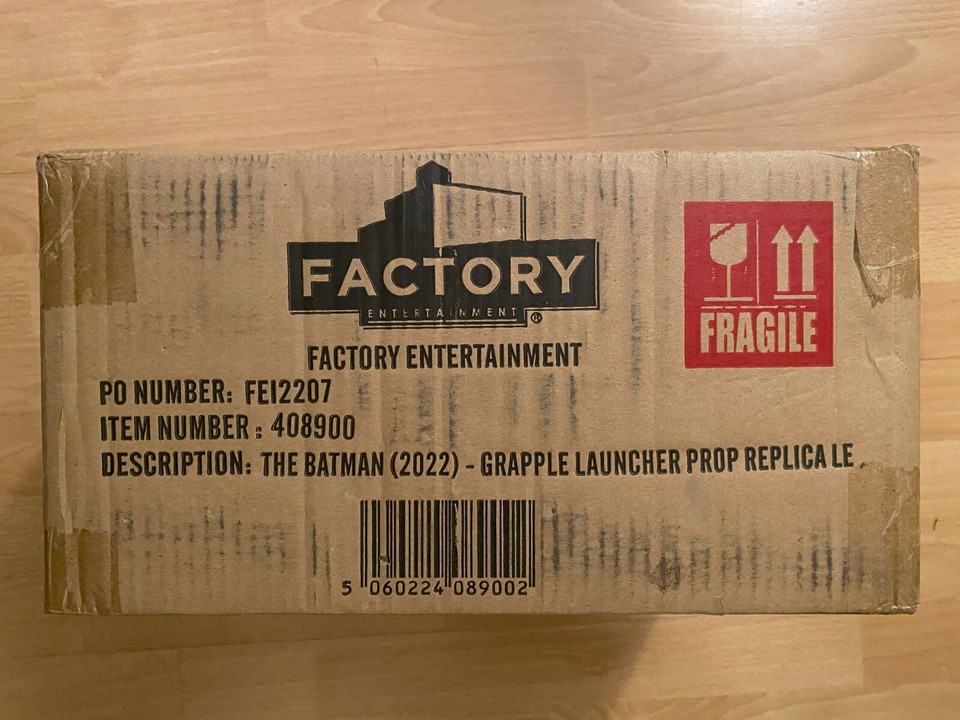 The Batman Grapple Launcher Prop Replica Limited Edition Factory ...