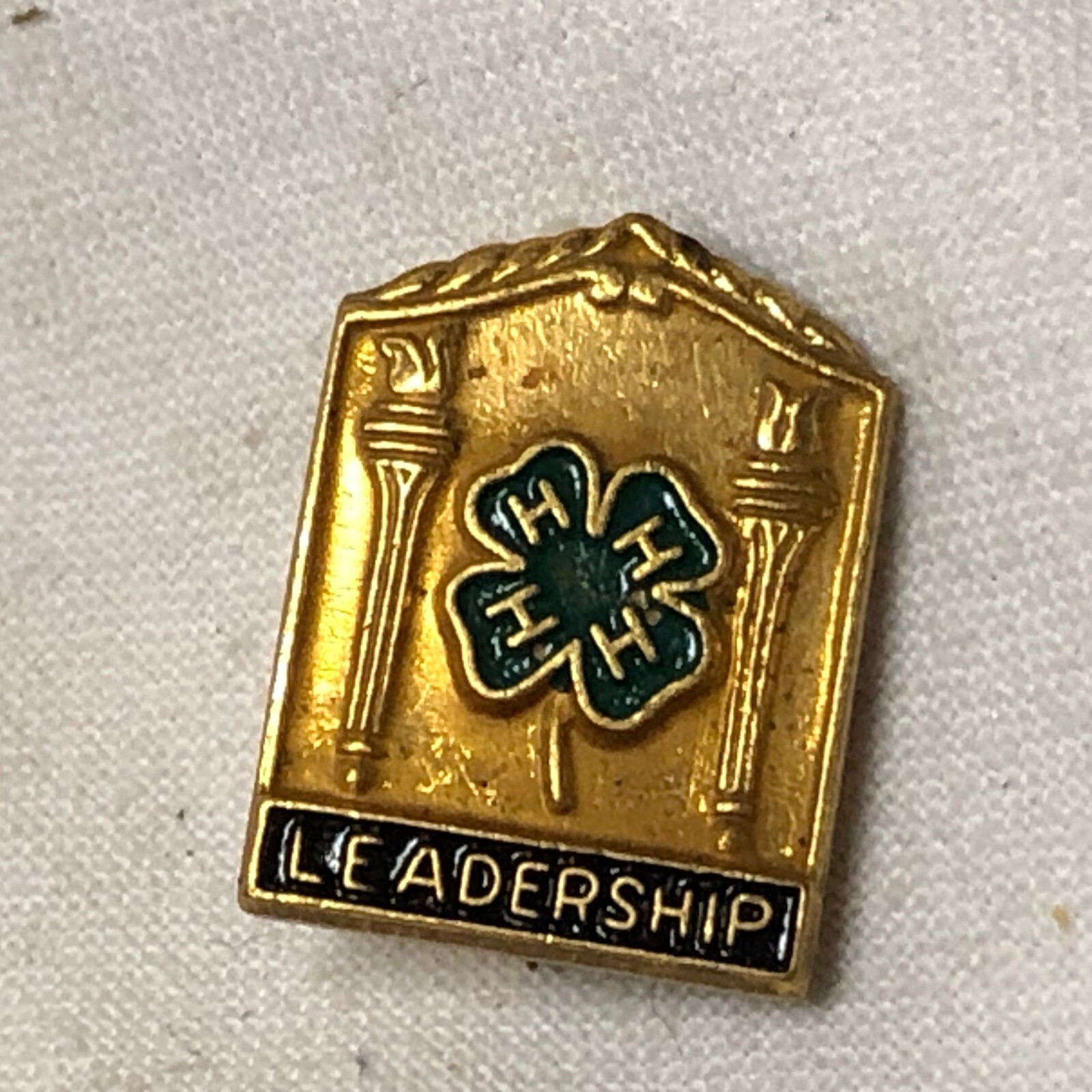 4-H Pin Leadership County Honor Readers Digest | eBay