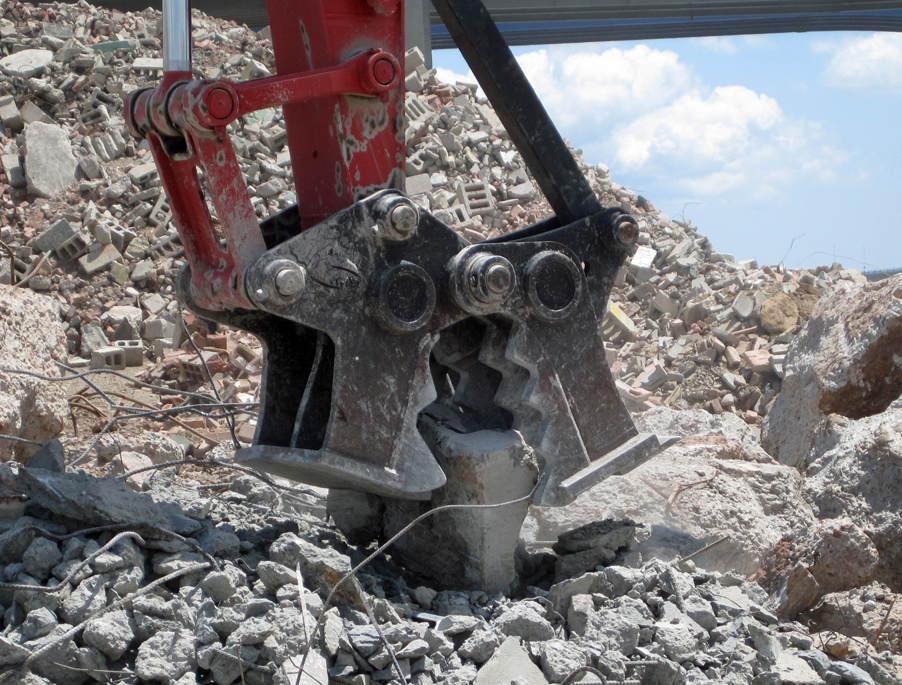 Strickland Concrete Pulverizer / Concrete Muncher model CP60 for an ...