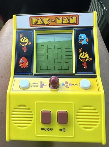 Pac-Man Handheld 2019 Retro Mini Arcade Classic Game Machine Pre owned ...
