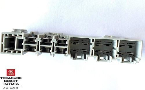 8262008020 Genuine Toyota Block ASSY Fusible Link 82620-08020 for sale ...