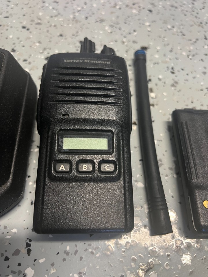 Vertex VX-180 VX-180V VHF 146-174 MHz 16 Ch 5 Watt Portable Radio w/ Accessories | eBay