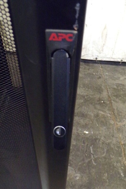 APC E242296 NetShelter SX 42U Server Rack 19" Enclosure Cabinet for ...