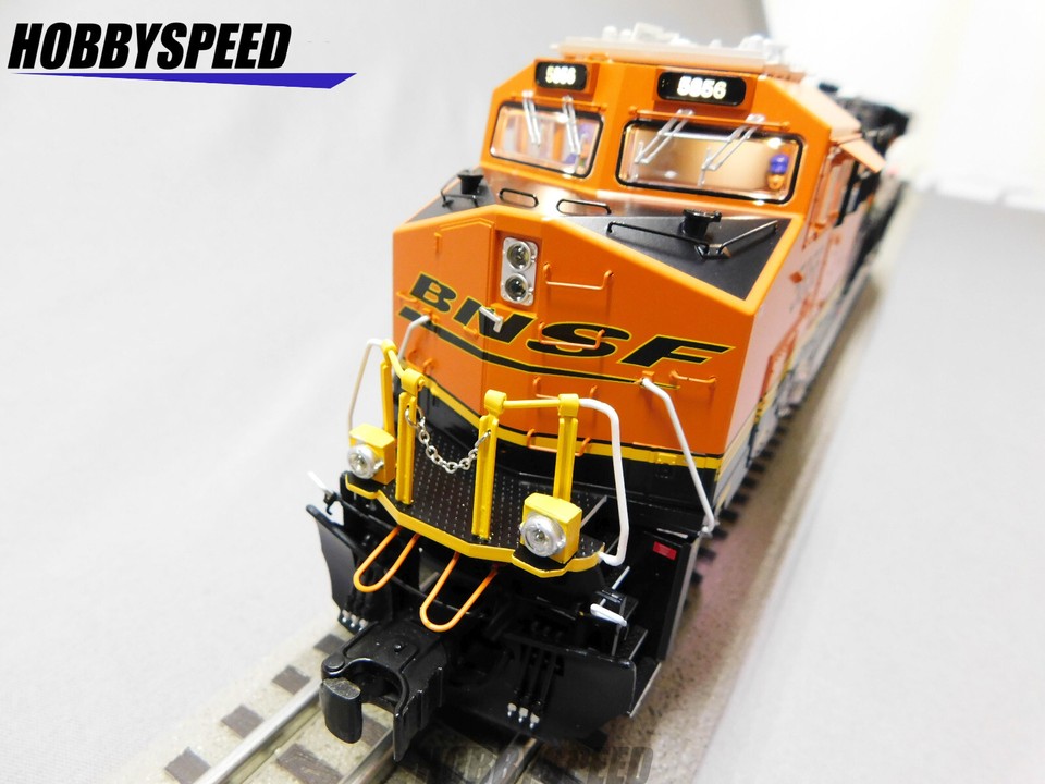 LIONEL BTO BNSF LEGACY ES44 DIESEL LOCOMOTIVE #5856 O GAUGE train ...