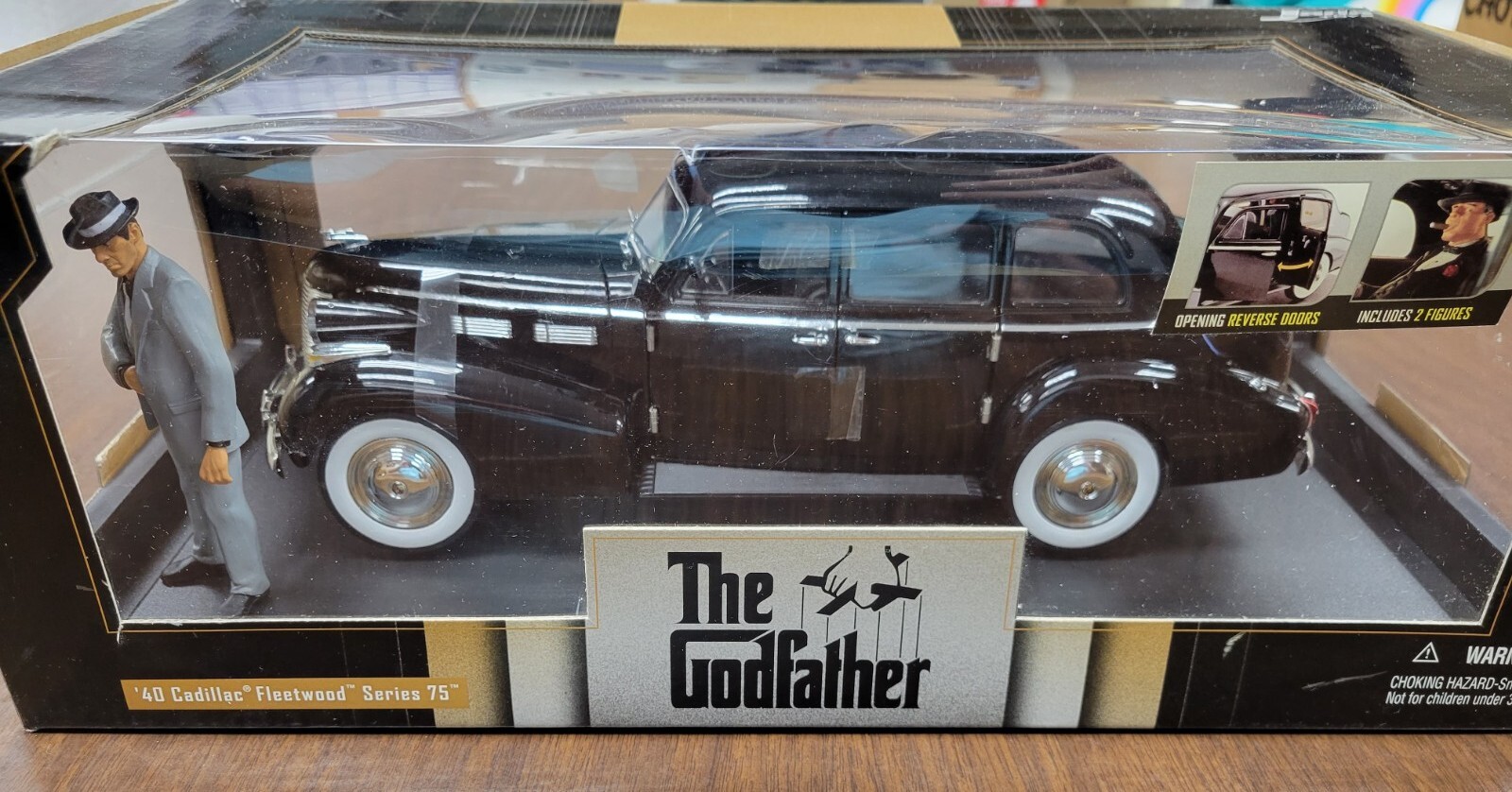 The Godfather 1940 Cadillac Fleetwood Series 75 Car w/ 2 figures Jada 1 ...