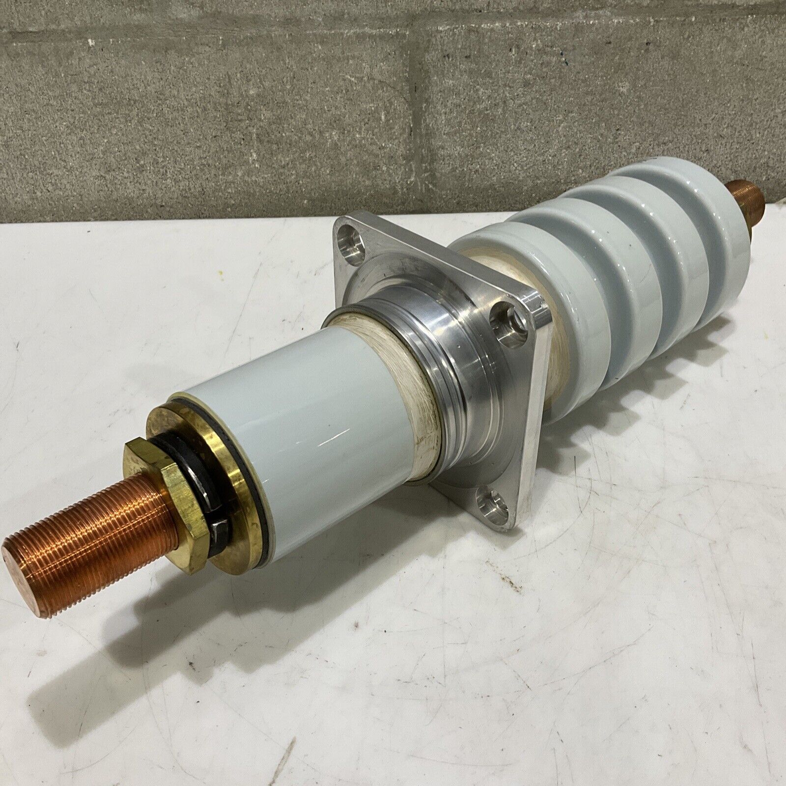 ABB 5382D48G12 LOW VOLTAGE ELECTRICAL BUSHING 15 KV 373 | eBay