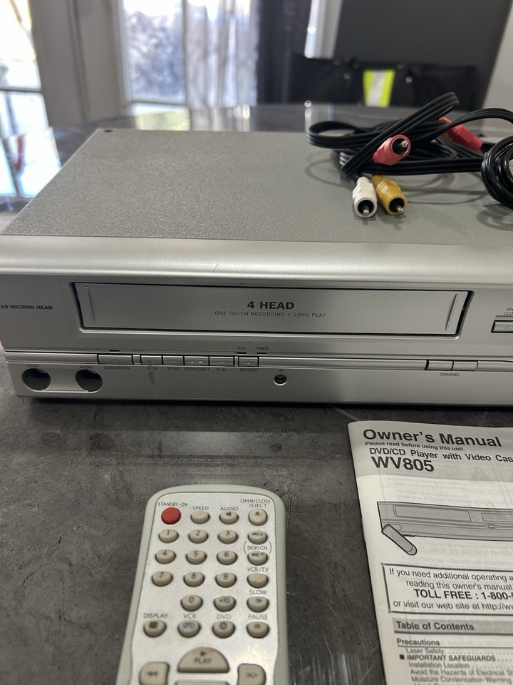 Funai SV2000 WV806 DVD/VCR VHS Combo Player with Remote Tested Working ...