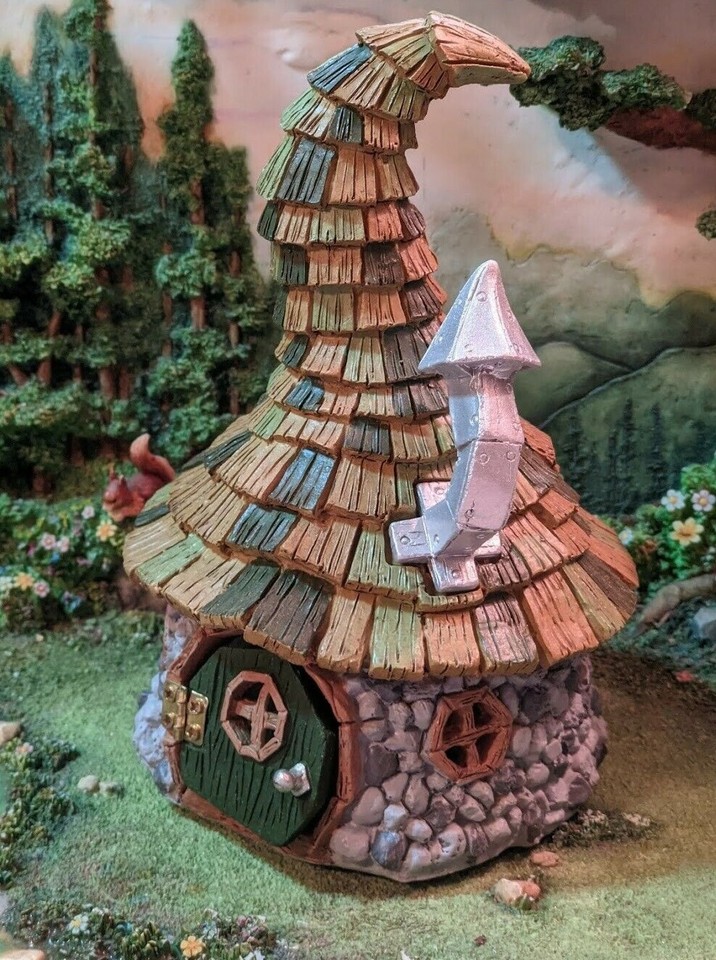 Miniature Wizards Shack Fairy House Door opens GO 17913 Fairy Garden | eBay