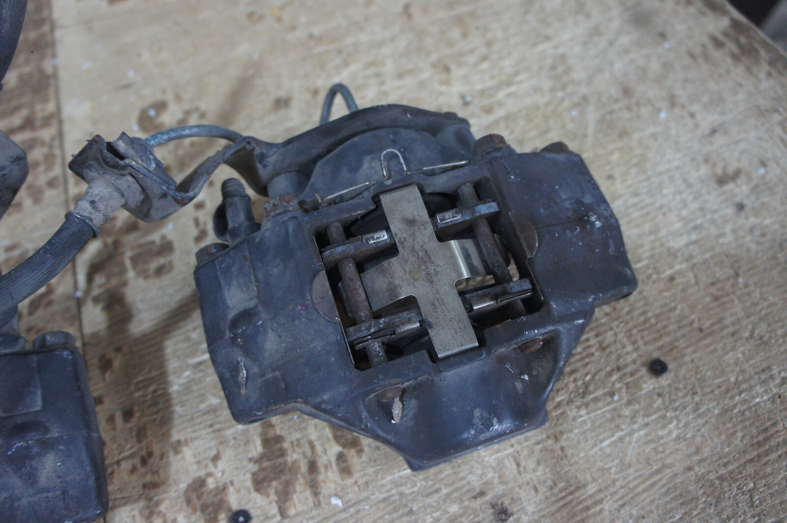 JDM rear brake calipers for Nissan Skyline HCR32 R32 GTS-T 4pot 2pot ...