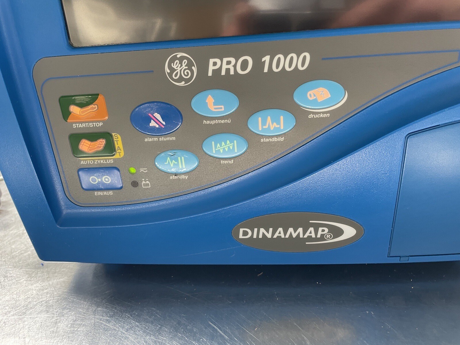 Critikon Dinamap Pro 1000 EKG SpO2 NIBP | eBay.de
