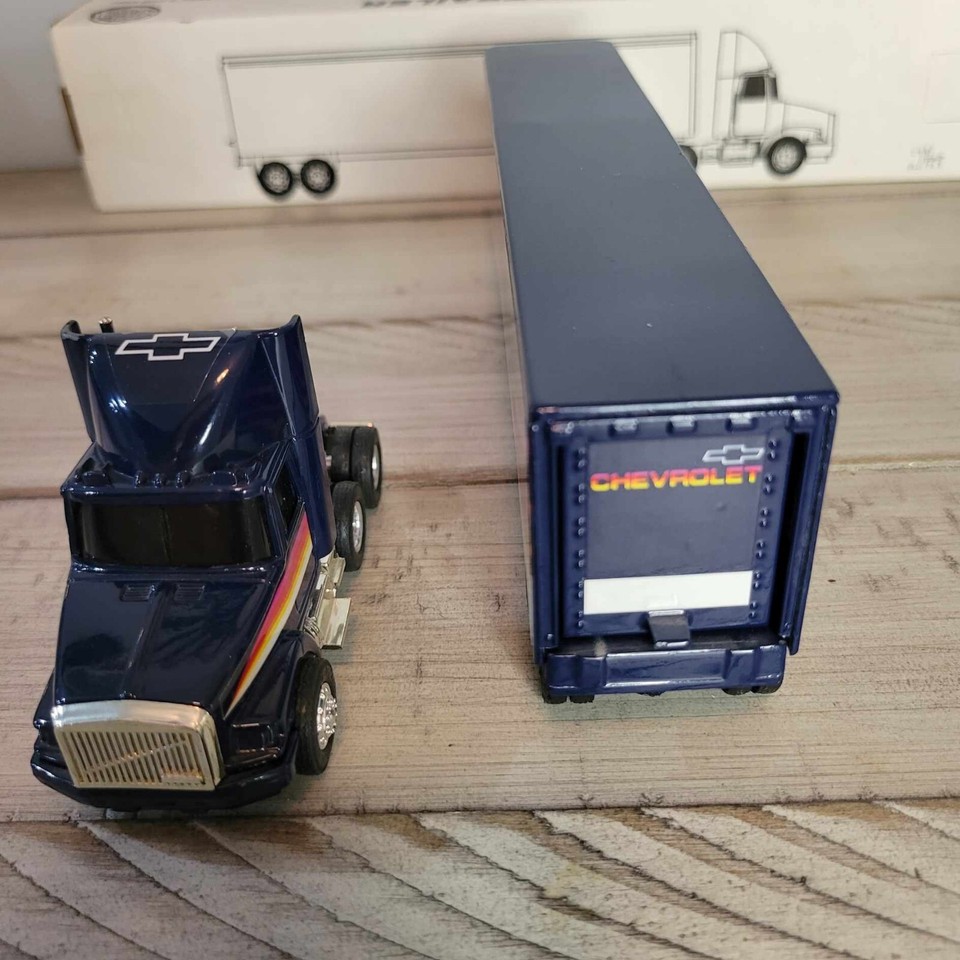 Ertl Chevrolet white GMC w/ Trailer Diecast Trucks Semi 1/64 1991 | eBay