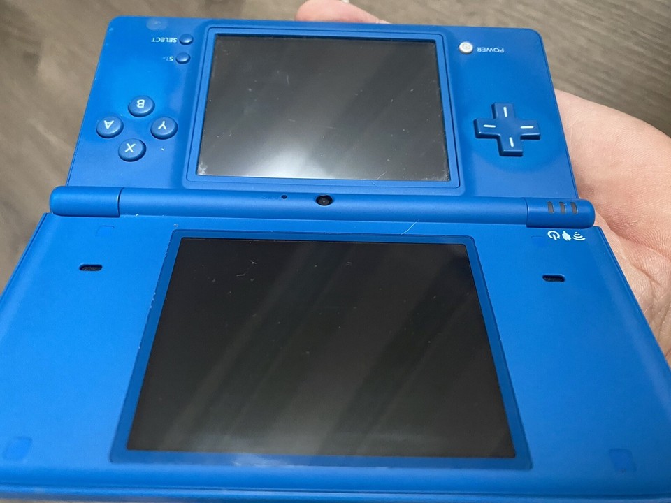 Nintendo DSi Matte Blue Complete In Box W/Super Mario Bros FREE ...