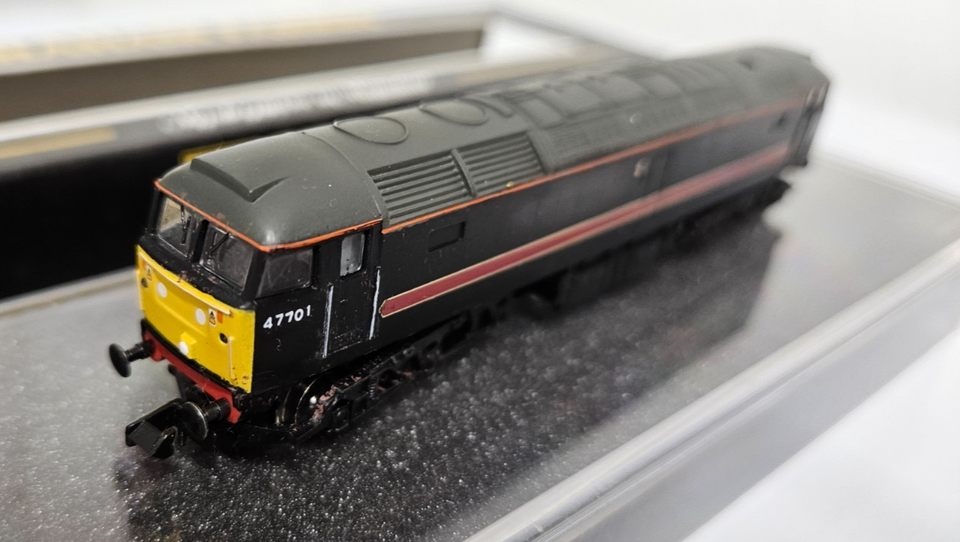 Graham Farish N Gauge Class 37 Model Train Fragonset livery | eBay UK