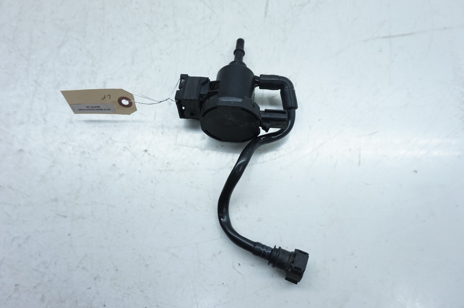 2017-2019 Mercedes E300 OEM 2.0L Fuel Purge Valve A0004760600 | eBay