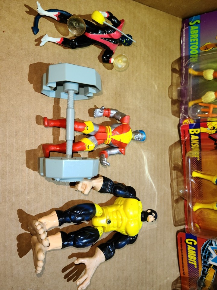 Vintage Lot Of 24 Marvel Action Figures Toybiz X-Men 90s Wolverine Blob ...