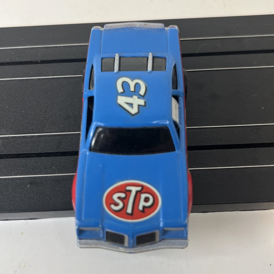 TYCO Petty 8914 440 Oldsmobile Blue/Red STP #43 HO SLOT CAR NASCAR | eBay