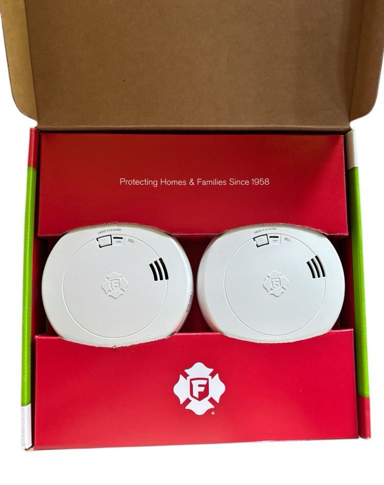 First Alert Voice & Location Alerts 2-in-1 Smoke & Carbon Monoxide ...