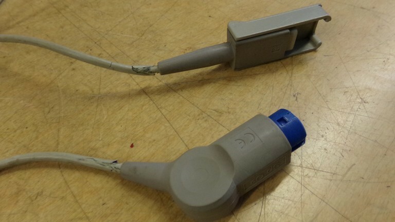 PHilips M1900B Med Plugs *Free Shipping* | eBay