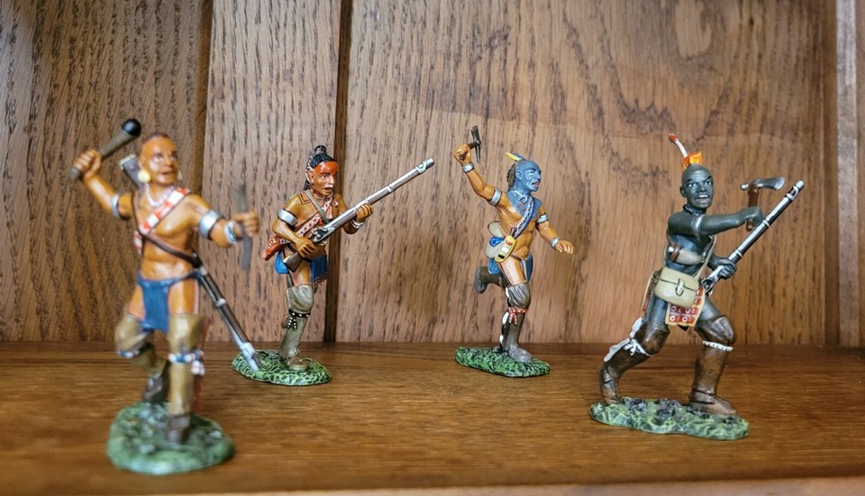 Frontline Figures IW 4 - 4 Woodland Indians Advancing to Attack - FIW ...
