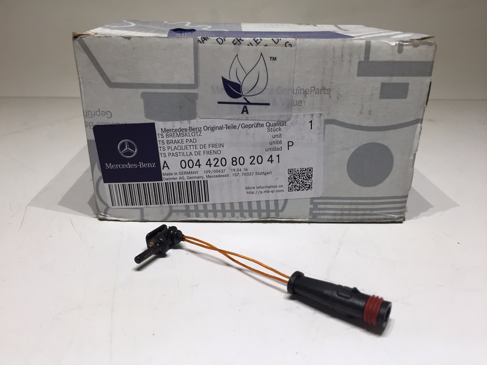 Mercedes-Benz Genuine Front Brake Pad Set, Pads w/Sensor 0044208020 ...