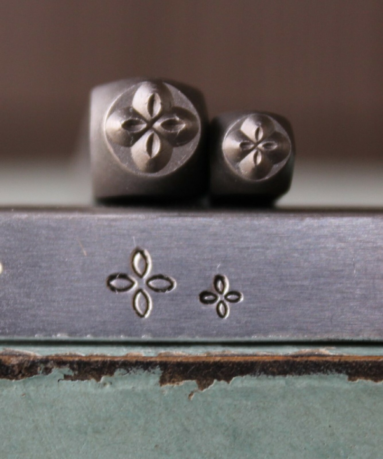 SUPPLY GUY 3mm/5mm Simple Flower Metal Punch Design 2 Stamp Set SGCH ...