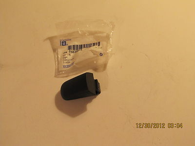 15835615 CAP RT FRONT DOOR LOCK CYLINDER PAINT TO MATCH GM TODOTERRENO ...