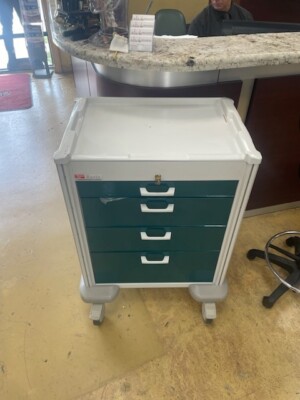 Metro Starsys Basix Locking Medical Cabinet | eBay