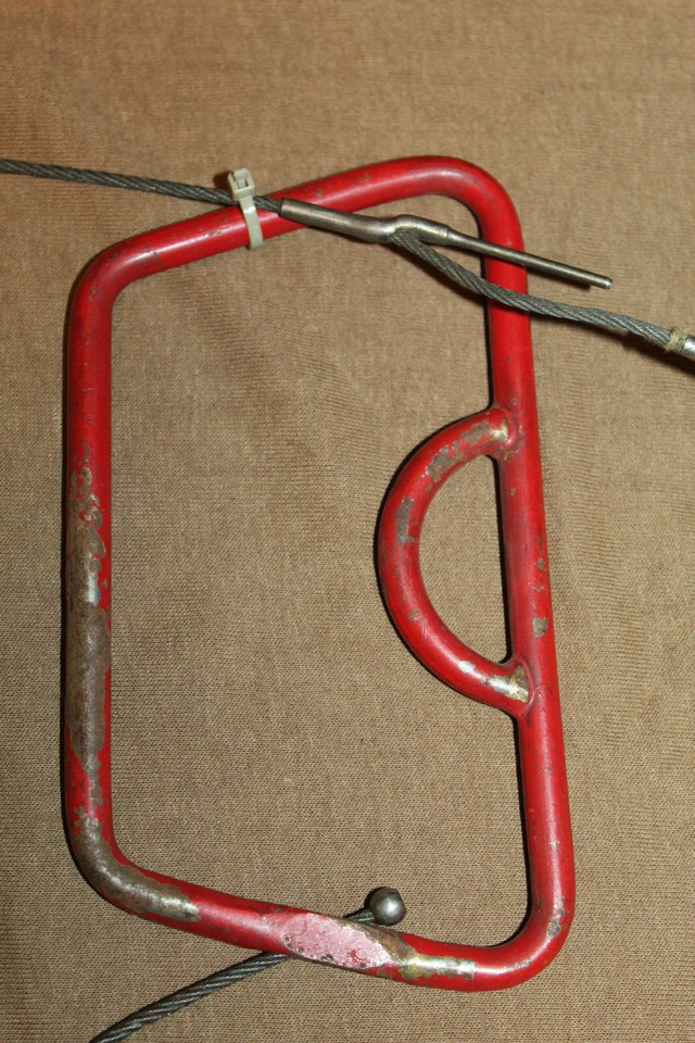 Original WW2 U.S. Army/AAF Airborne Parachute Red Metal D-Ring Pull ...