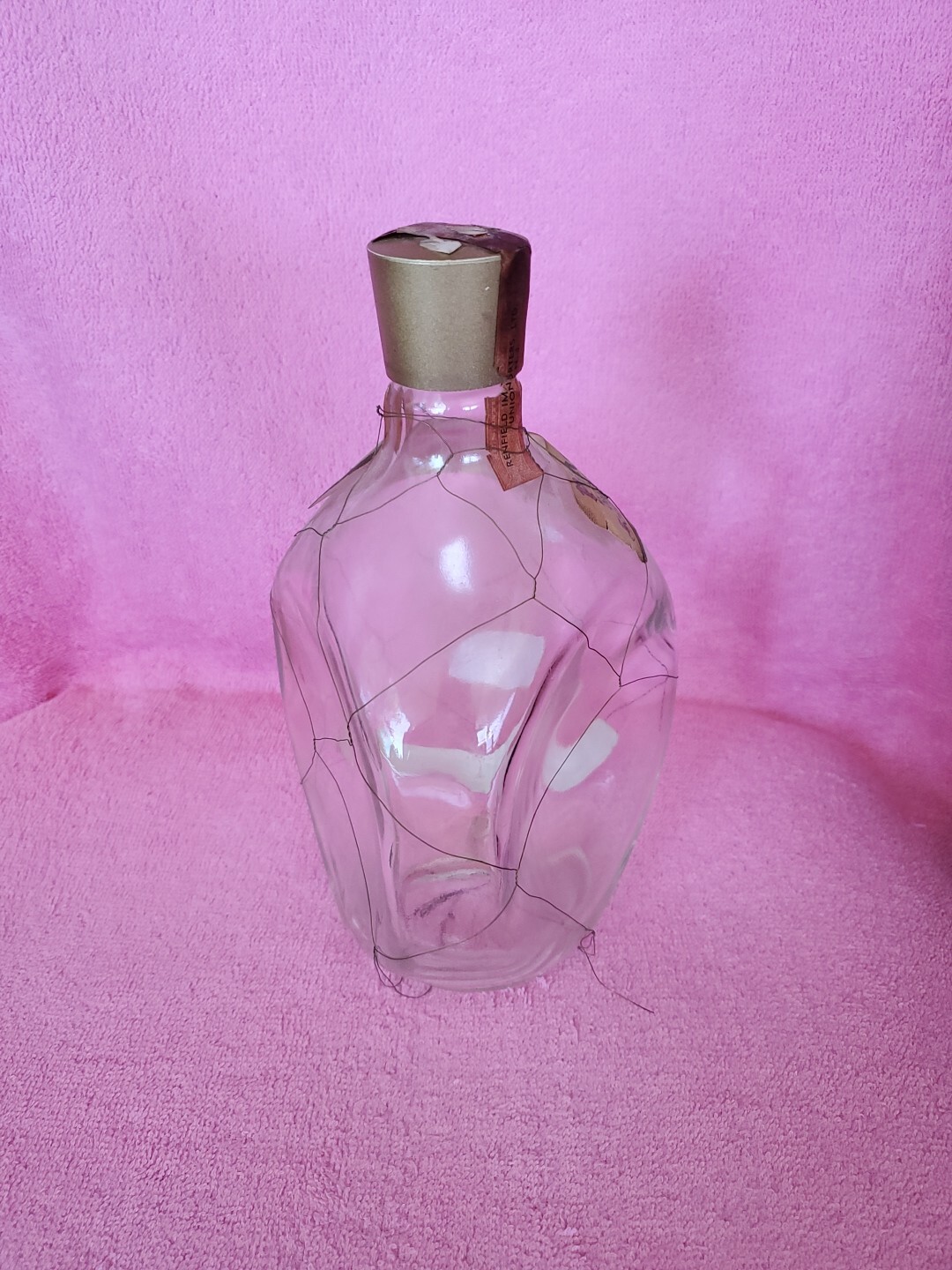 VINTAGE PINCH HAIG DIMPLE SCOTCH WHISKY 3-SIDED BOTTLE WITH CAP EMPTY ...