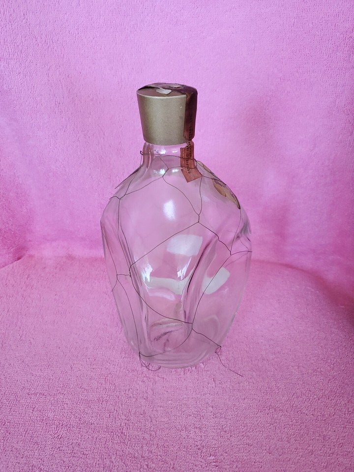 VINTAGE PINCH HAIG DIMPLE SCOTCH WHISKY 3-SIDED BOTTLE WITH CAP EMPTY ...