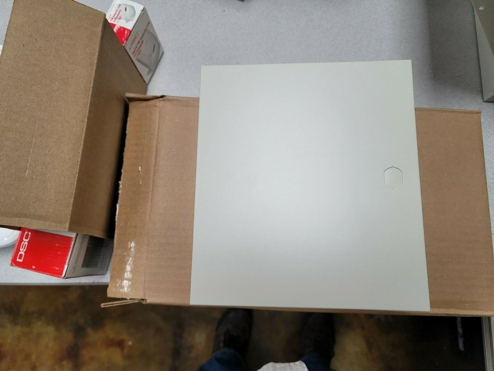 DSC KIT16-120CP01NT / PC1616, RFK5501ENG Keypad, Motion, Siren, Battery ...